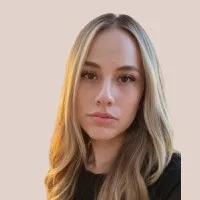 Shiara Chacón Molina - Project Manager | Creative Copywriter | SEO ...